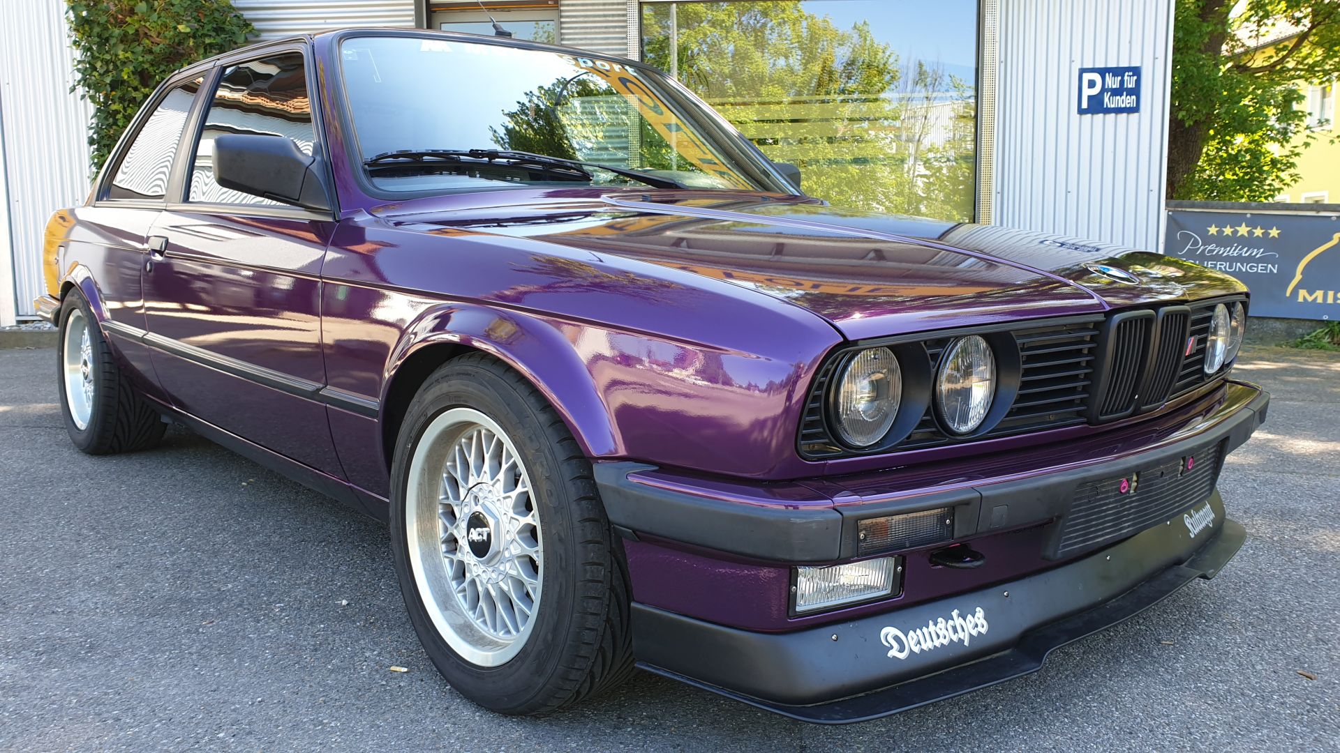 Vollfolierung BMW E30 Mister Car Folie